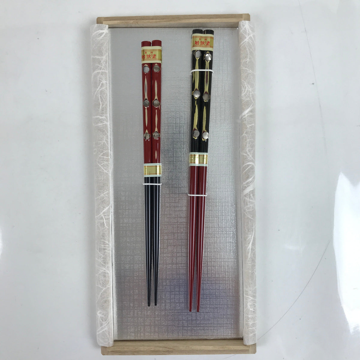 Japanese Lacquered Wooden Chopstick Pair Set Vtg Wakasa Raden Red Blac ...