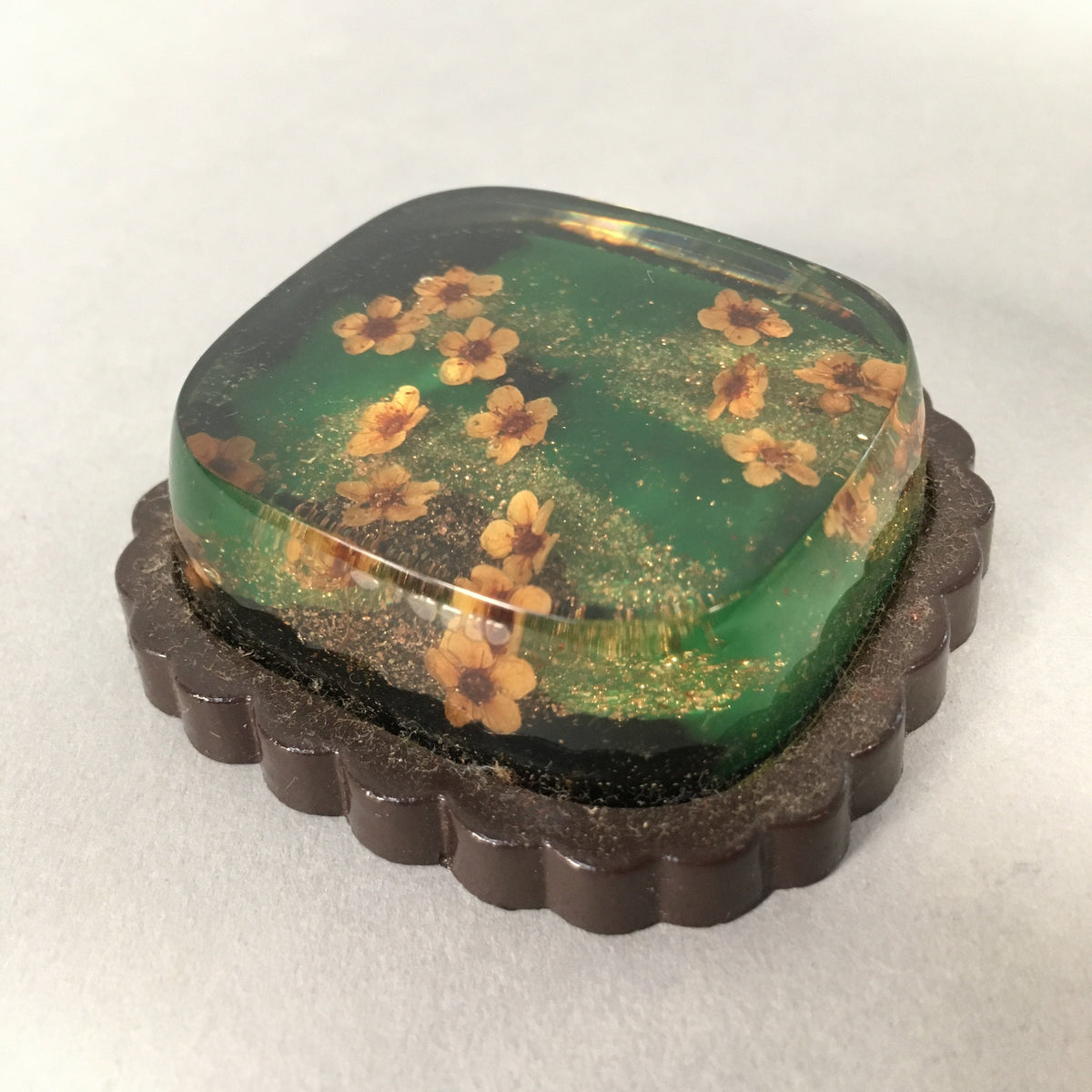 Japanese Glass Paperweight Vtg Dried Flower Green Metal Yellow Gold JK ...